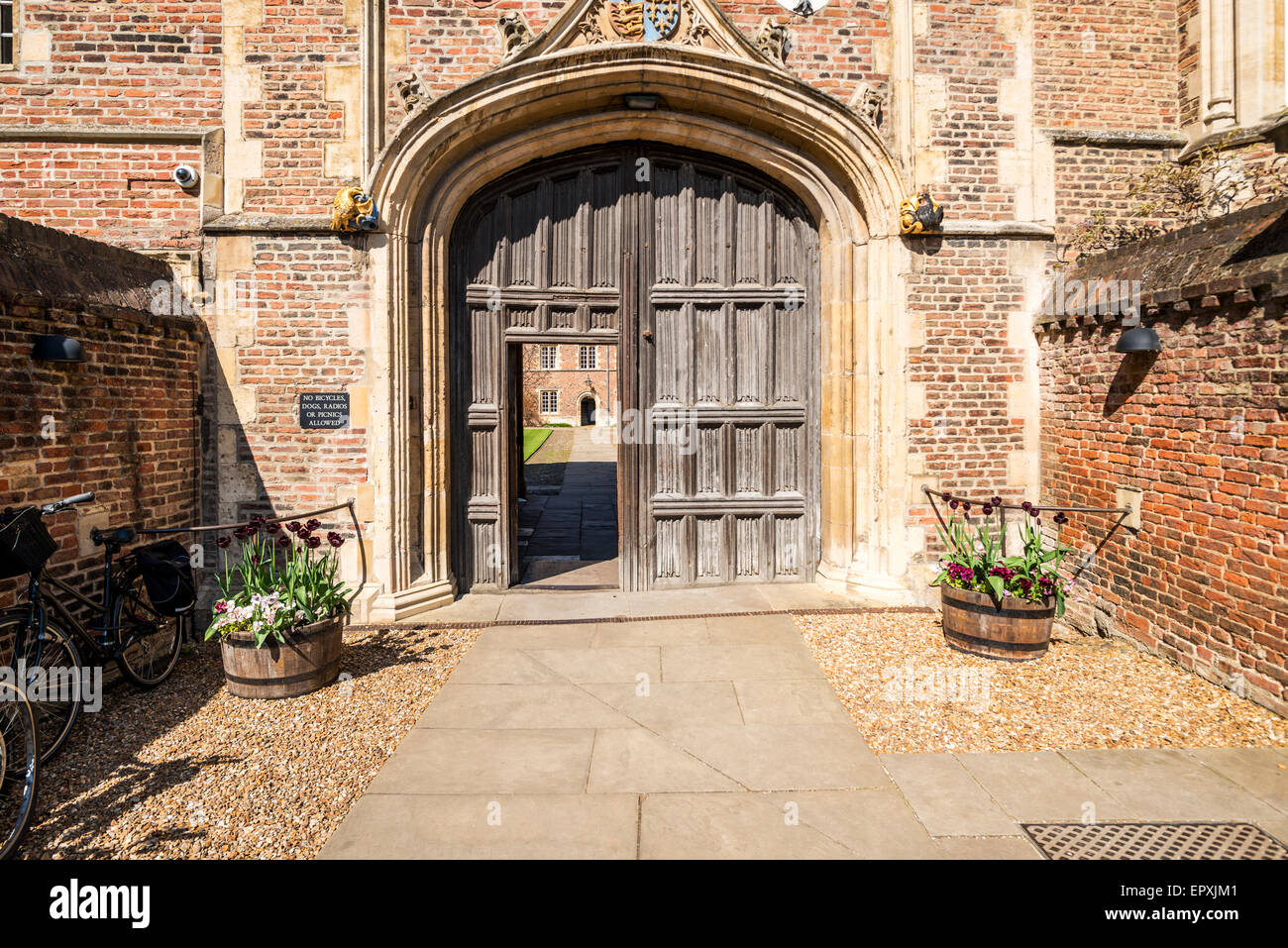 Jesus college cambridge entrance hi-res stock photography and images ...