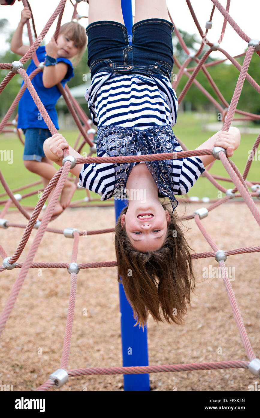 Jungle gym hi-res stock photography and images - Alamy