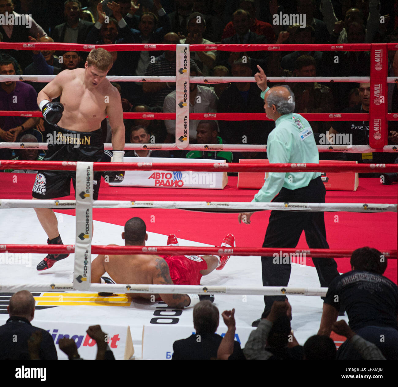 Russian heavyweight boxer alexander povetkin hi-res stock photography ...