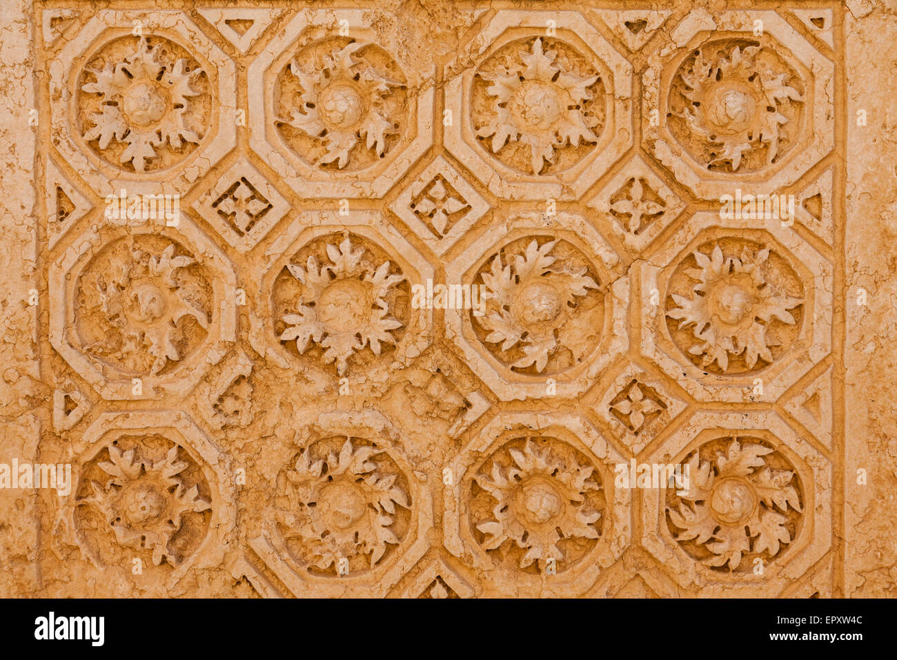 Carving ceiling hi-res stock photography and images - Alamy