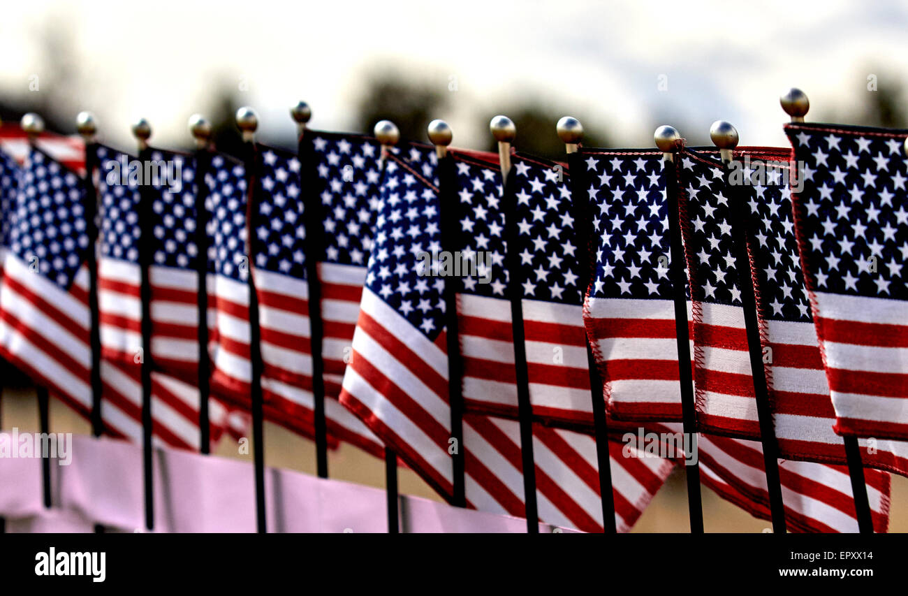 Row american us flag hi-res stock photography and images - Alamy