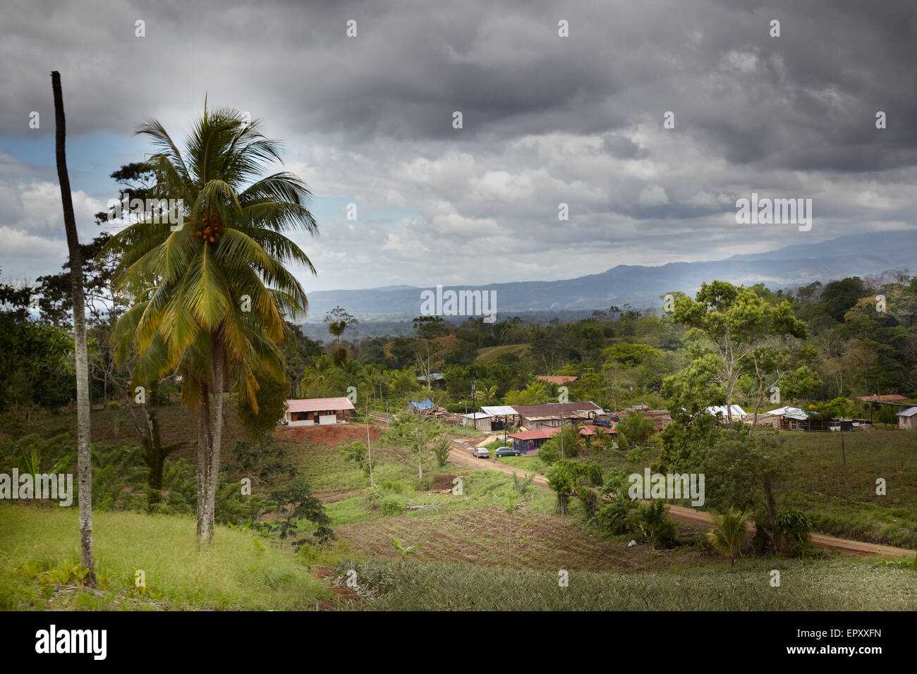 Costa rica house village hi-res stock photography and images - Alamy
