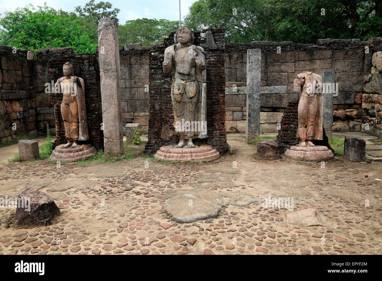 Hatadage three Buddha statues, The Quadrangle, UNESCO World Heritage ...