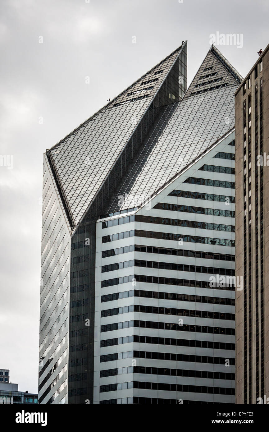 Building crain hi-res stock photography and images - Alamy