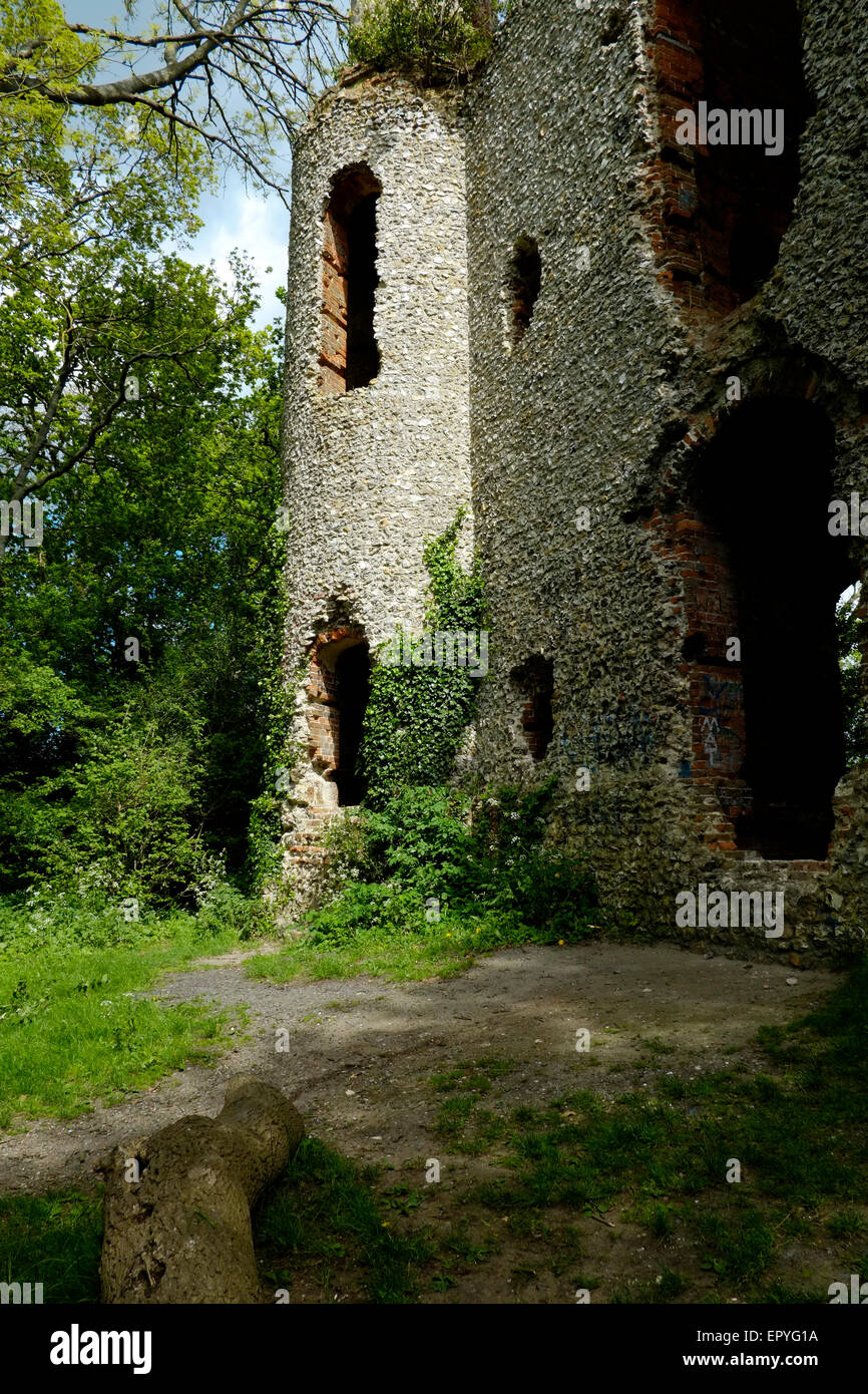 Folly tower racton ruin hi-res stock photography and images - Alamy