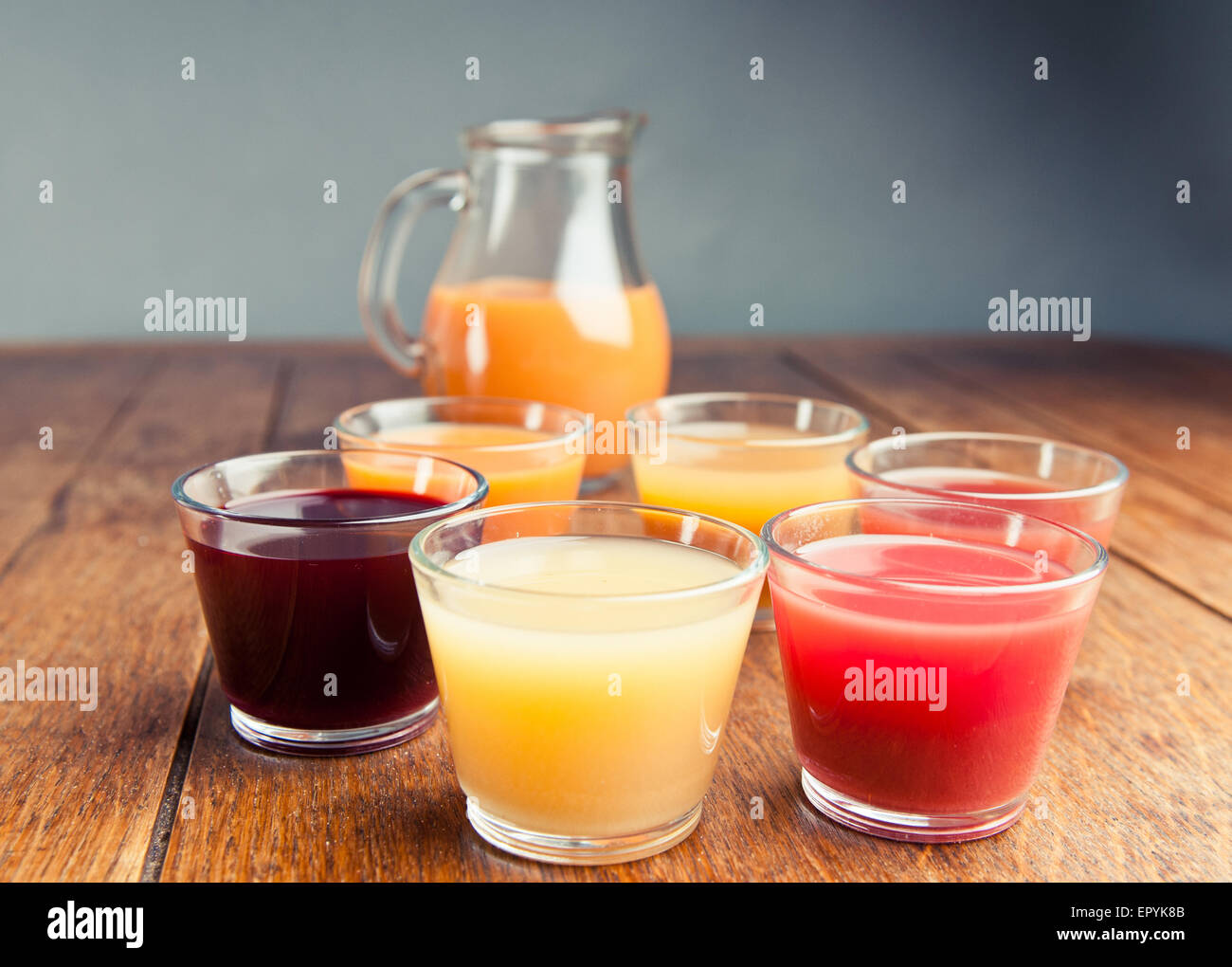 Vintage juice glasses hi-res stock photography and images - Alamy