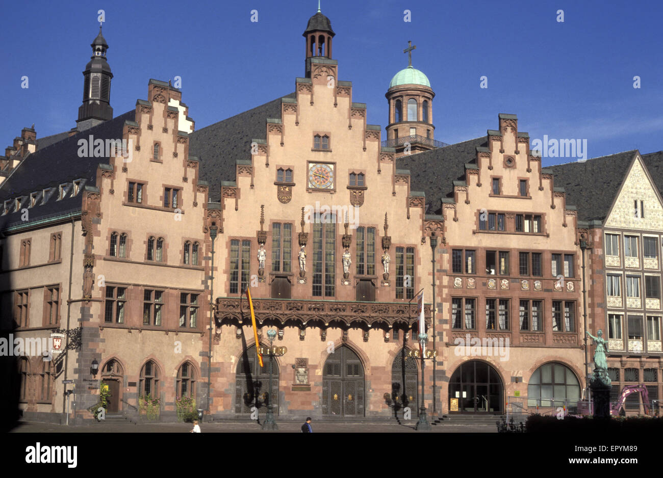Facade city hall roemer hi-res stock photography and images - Alamy