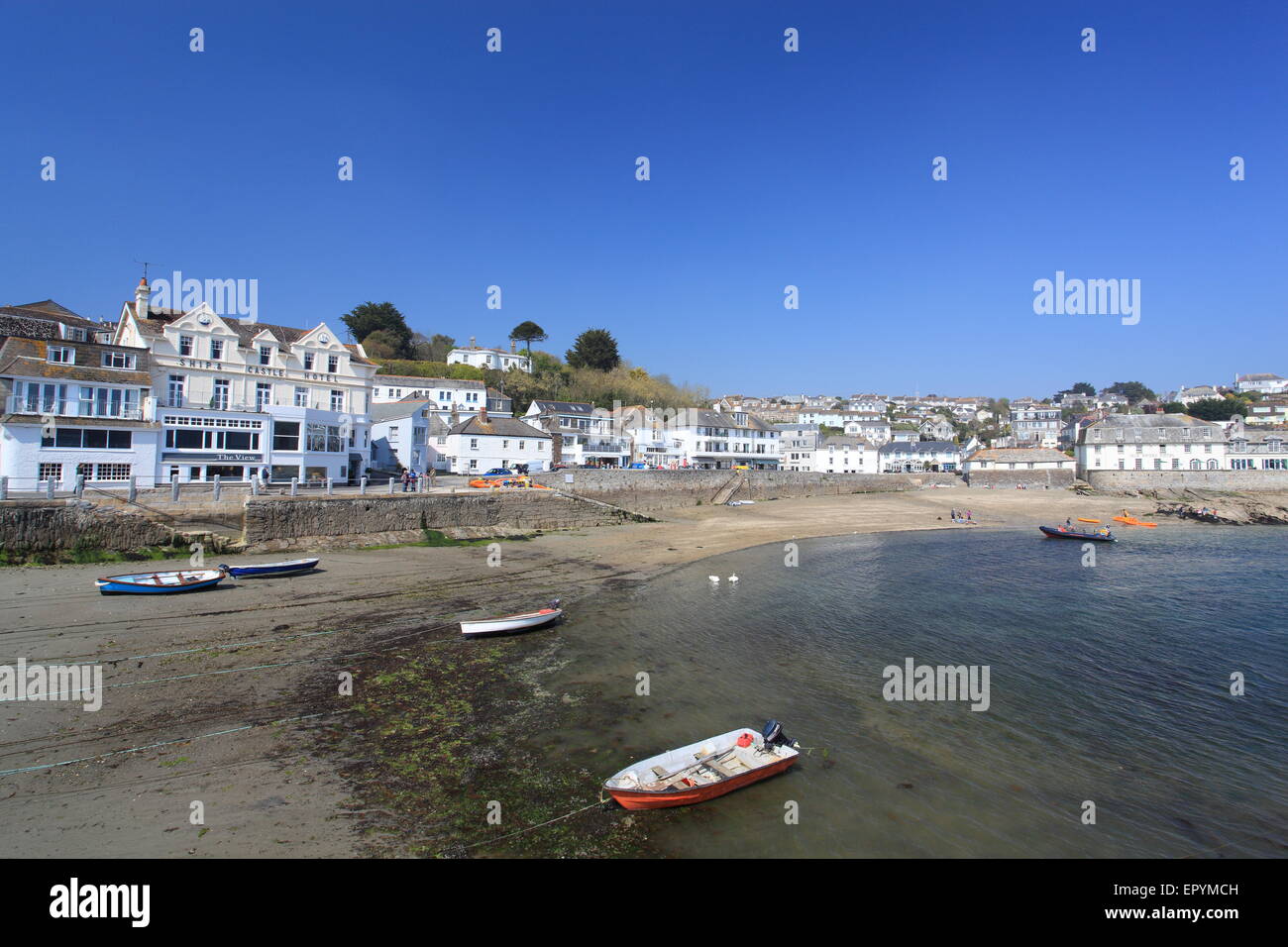 Harbours cornwall hi-res stock photography and images - Alamy