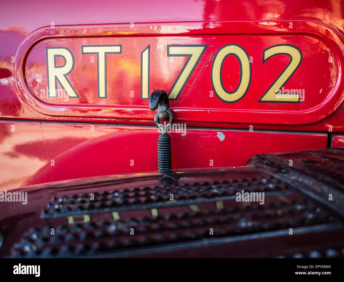 Routemaster bus side view of cab RT 1702 Stock Photo - Alamy