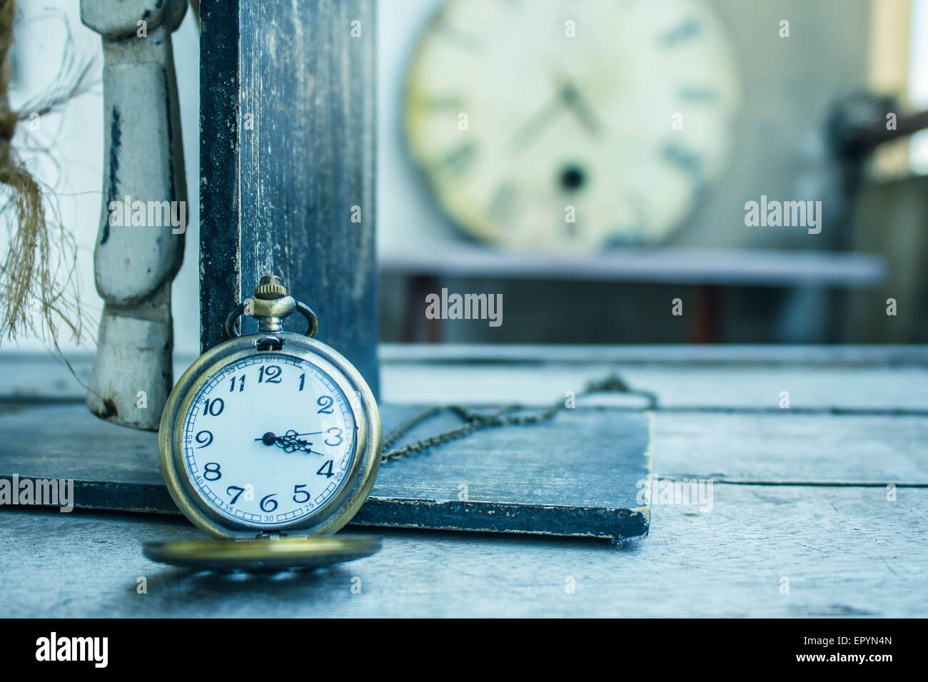 Watch classic and vintage background old Stock Photo - Alamy