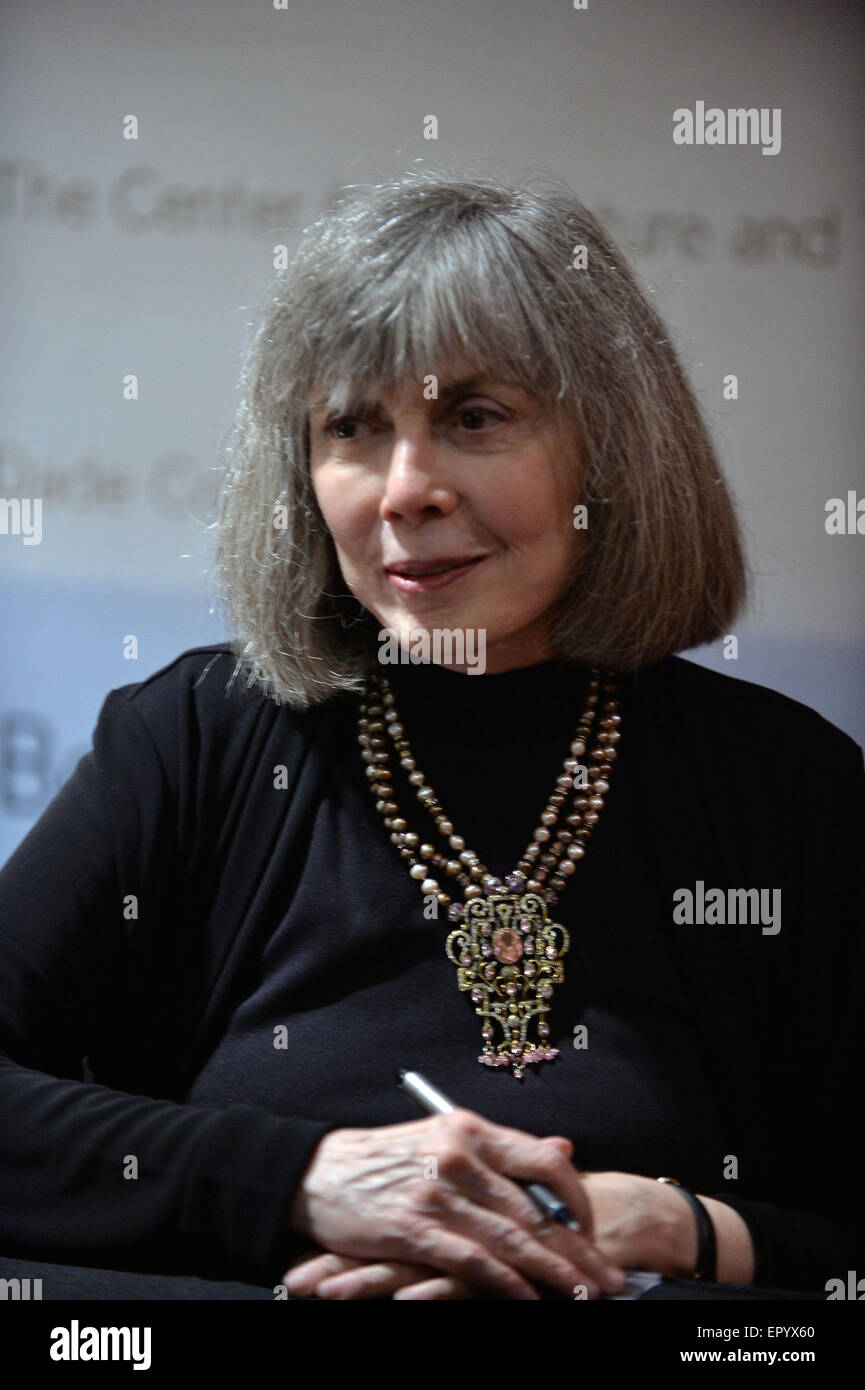 Anne Rice discusses and signs her book Prince Lestat: The Vampire ...