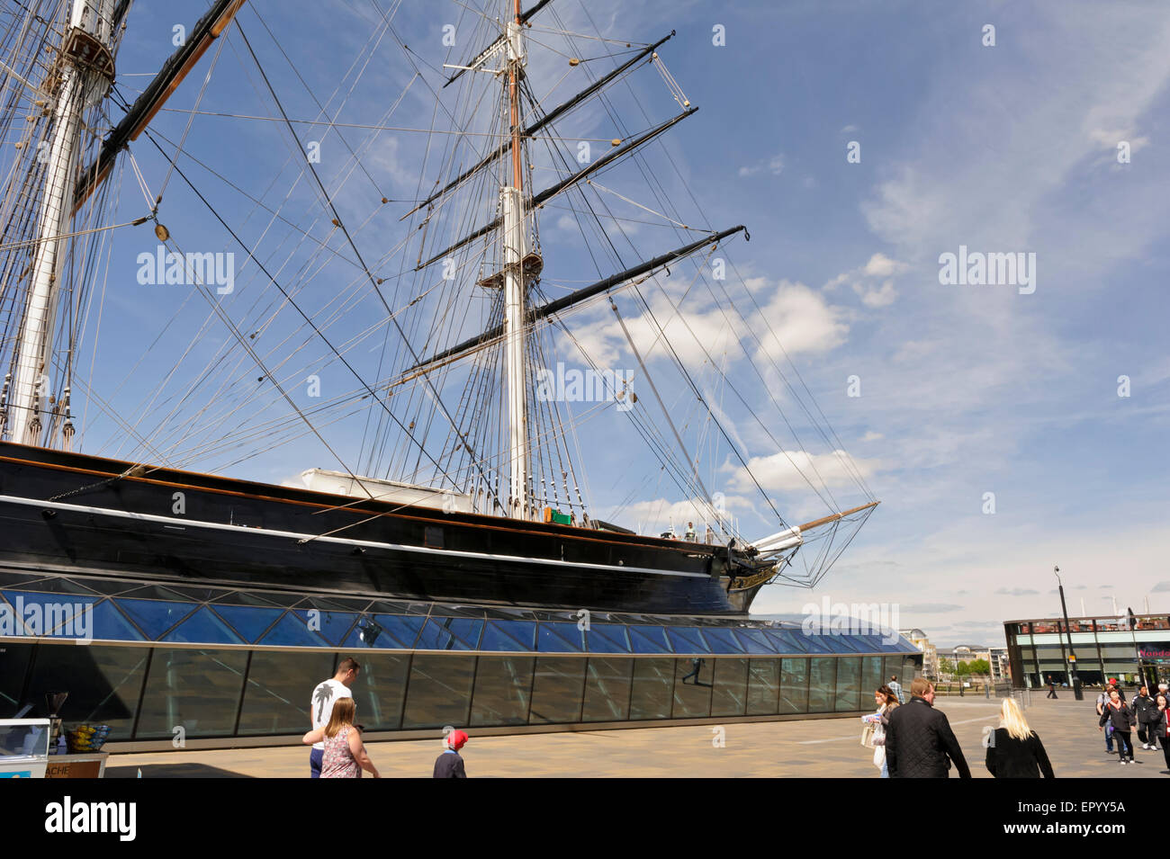 Clipper ship sailing greenwich hi-res stock photography and images - Alamy