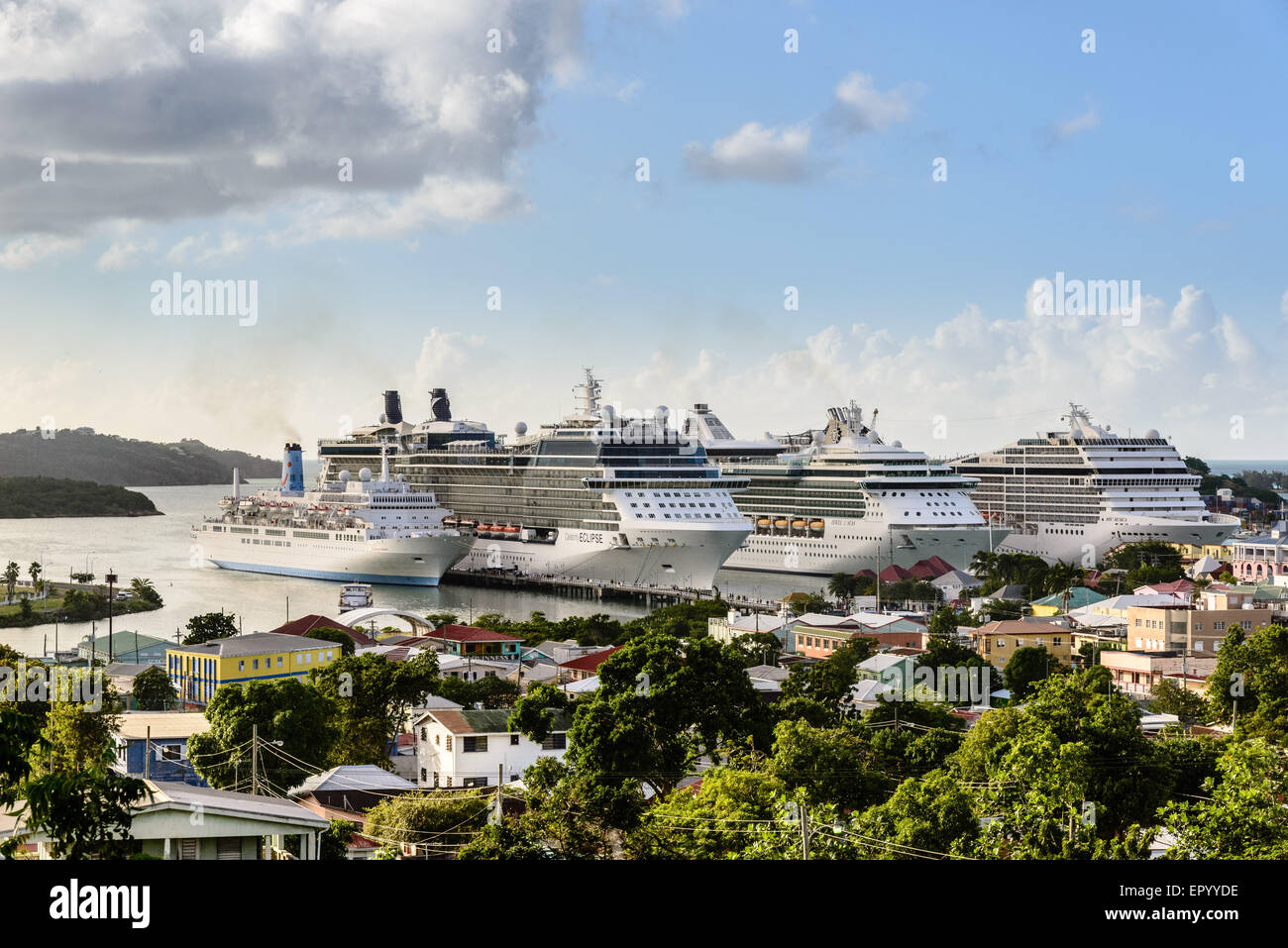 Ms thompson celebration celebrity eclipse hi-res stock photography and ...