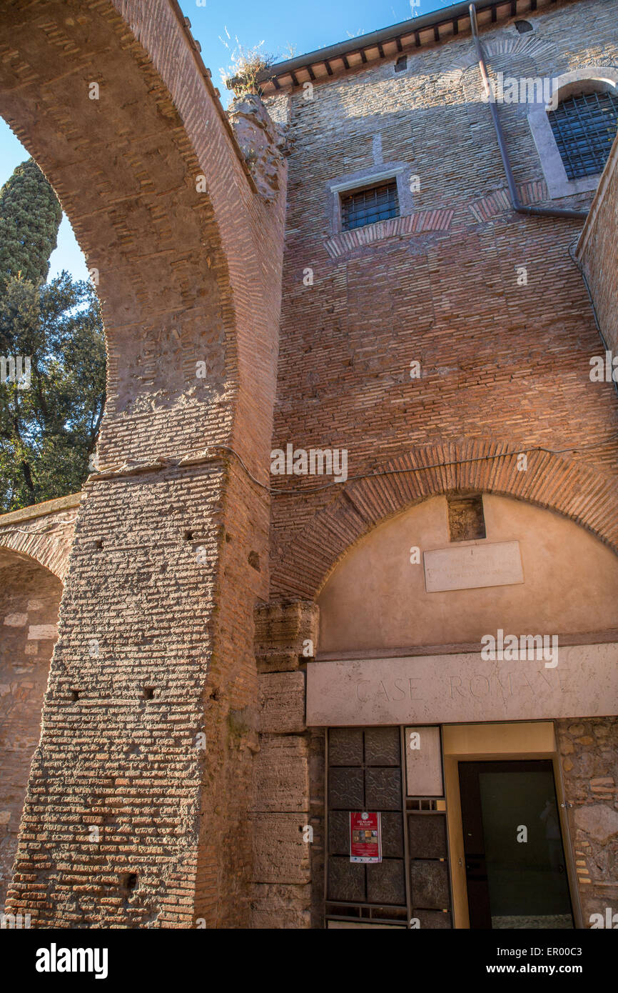 Case romane rome hi-res stock photography and images - Alamy