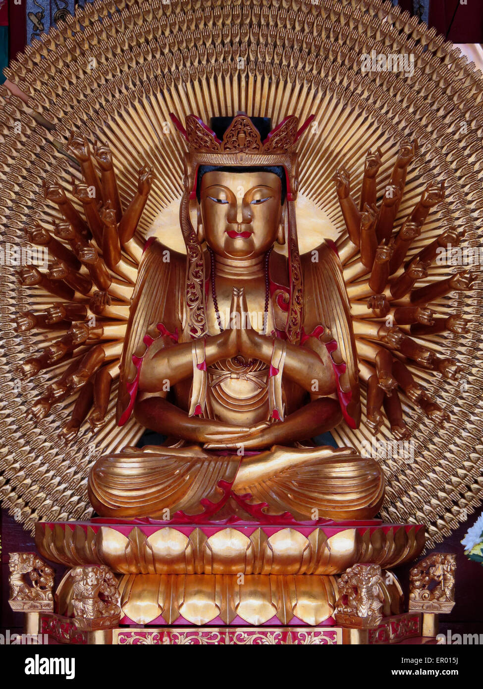 Buddha statue at Sam Poh Buddhist Temple, Brinchang, Cameron Highlands ...
