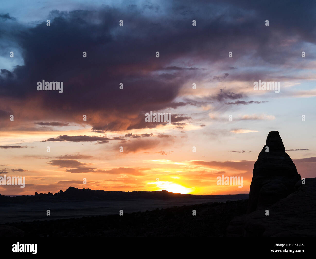 Sunset, Devil's Garden Campground, Arches National Park, Utah Stock ...