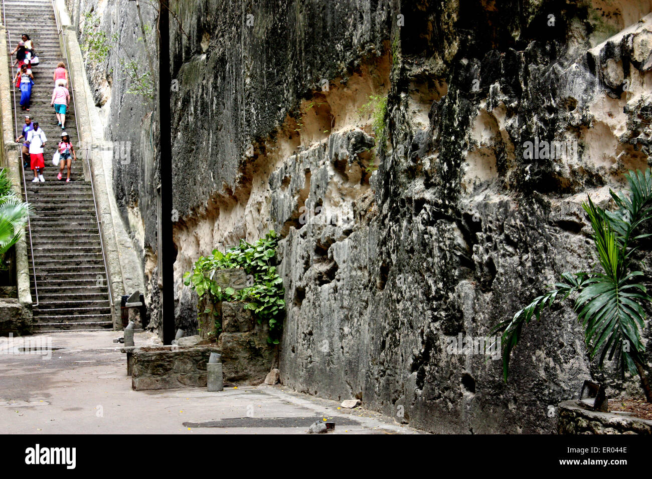 The Queen's Staircase in Nassau, The Bahamas Stock Photo - Alamy