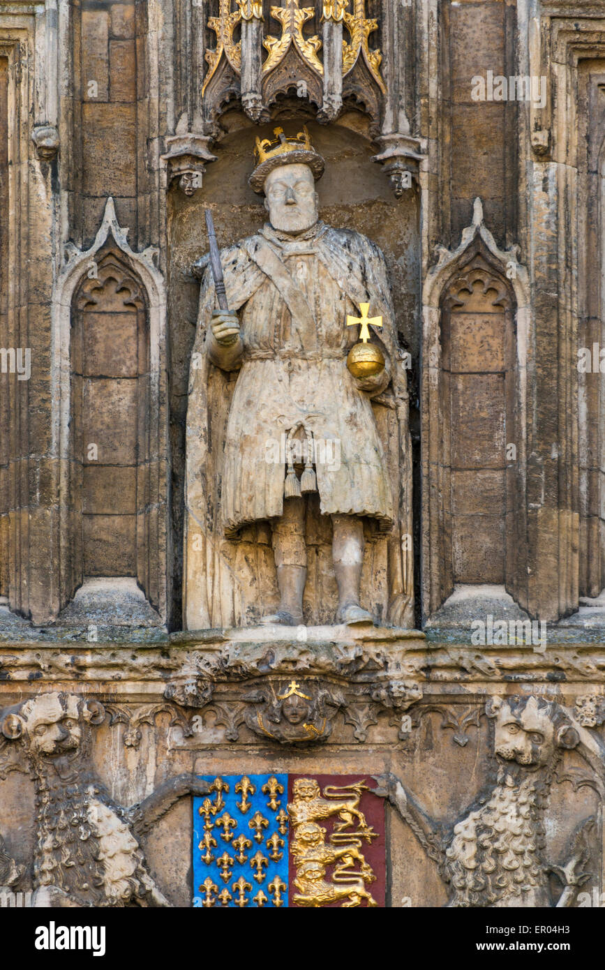 King henry viii statue hi-res stock photography and images - Alamy