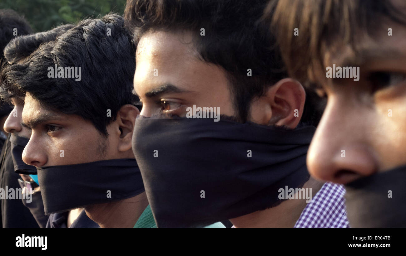 Dhaka, Bangladesh. 23rd May, 2015. DHAKA, BANGLADESH - May 23 : A group ...