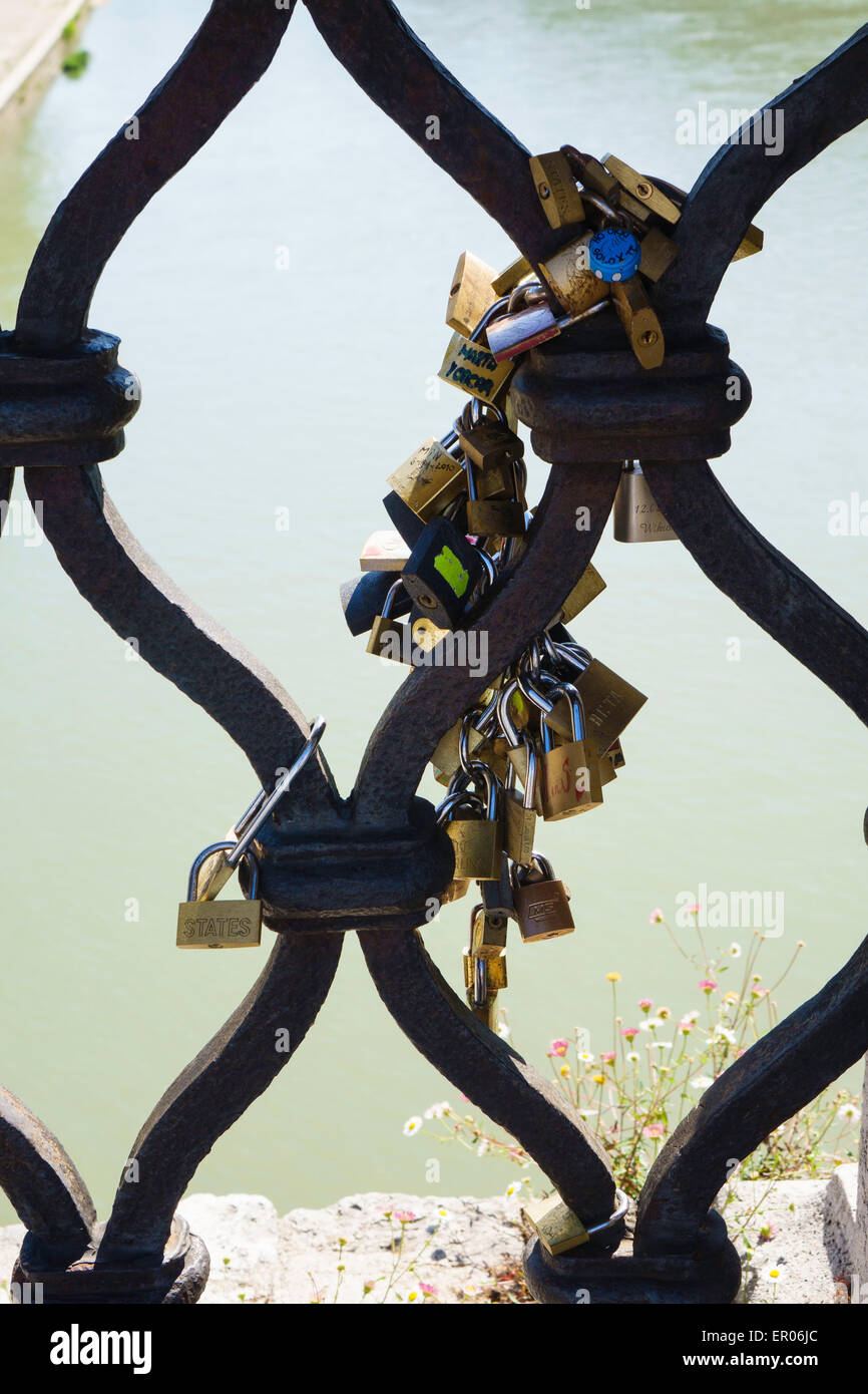 locks on Ponte Sant Angelo Rome Stock Photo - Alamy