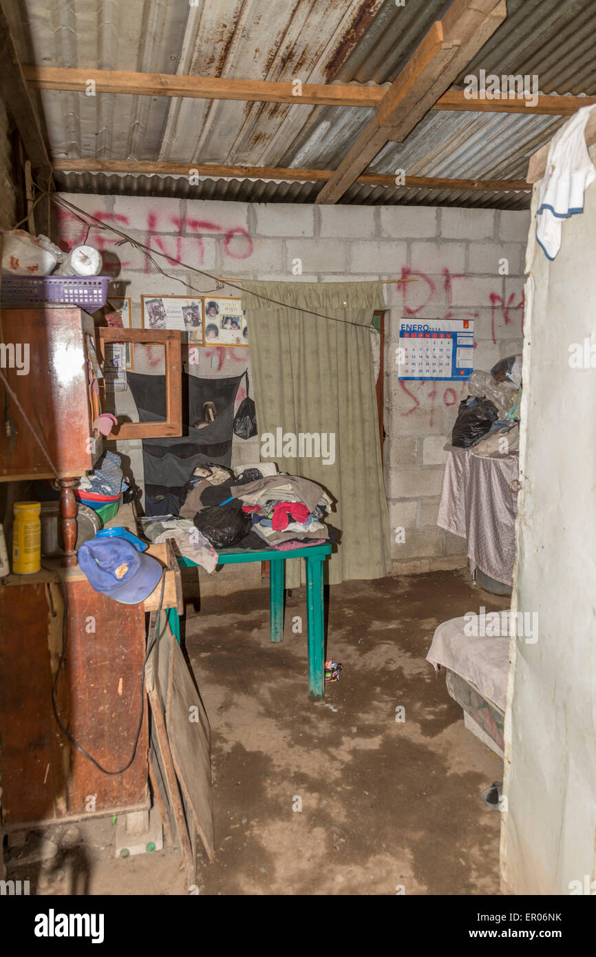 Inside a poor family's home in Guatemala Stock Photo - Alamy