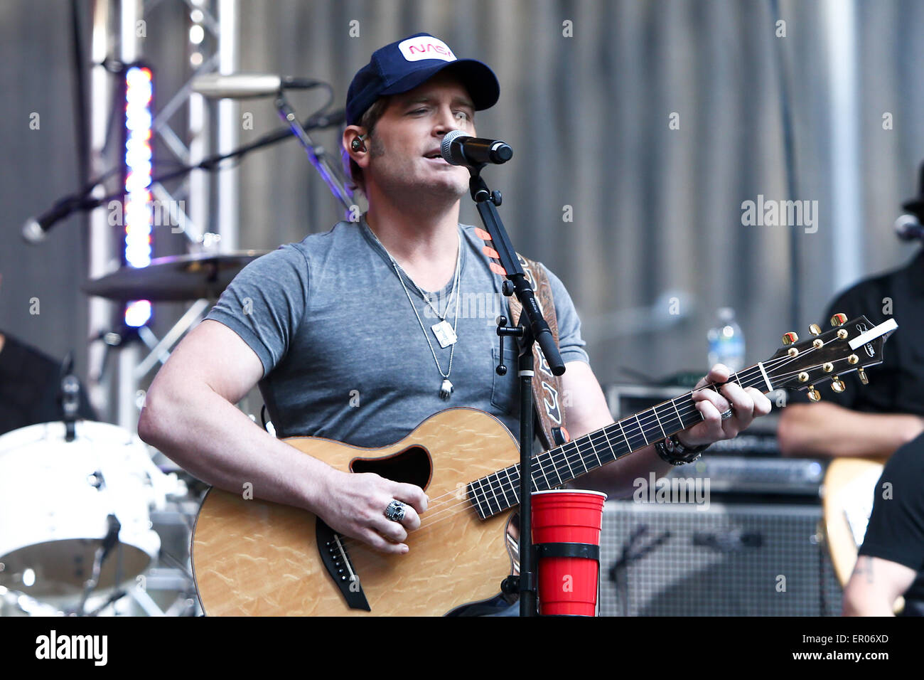 New York, USA. 22nd May, 2015. Singer Jerrod Niemann performs at Fox ...