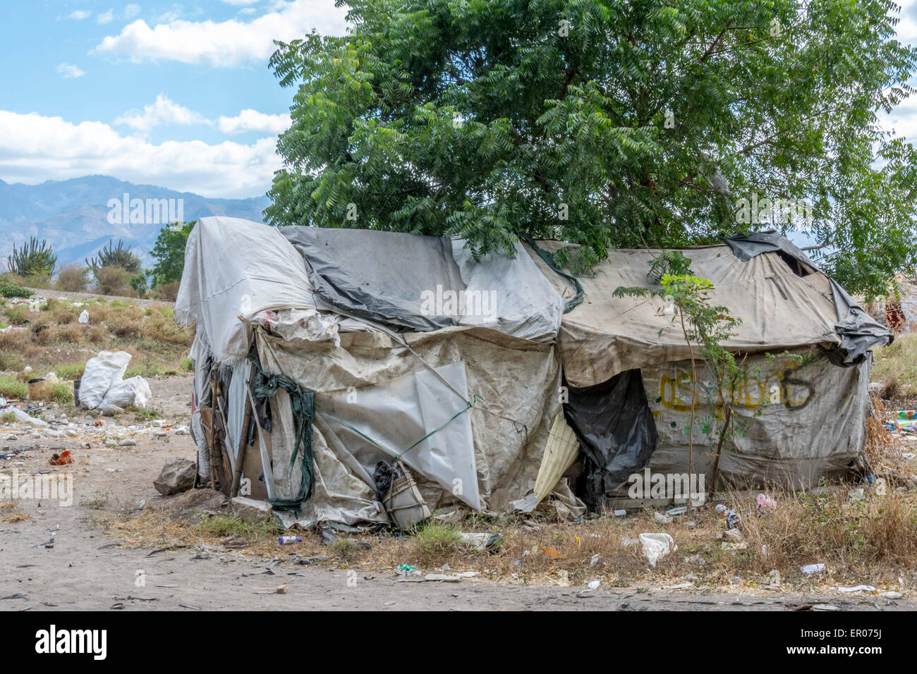Poor storage hi-res stock photography and images - Alamy