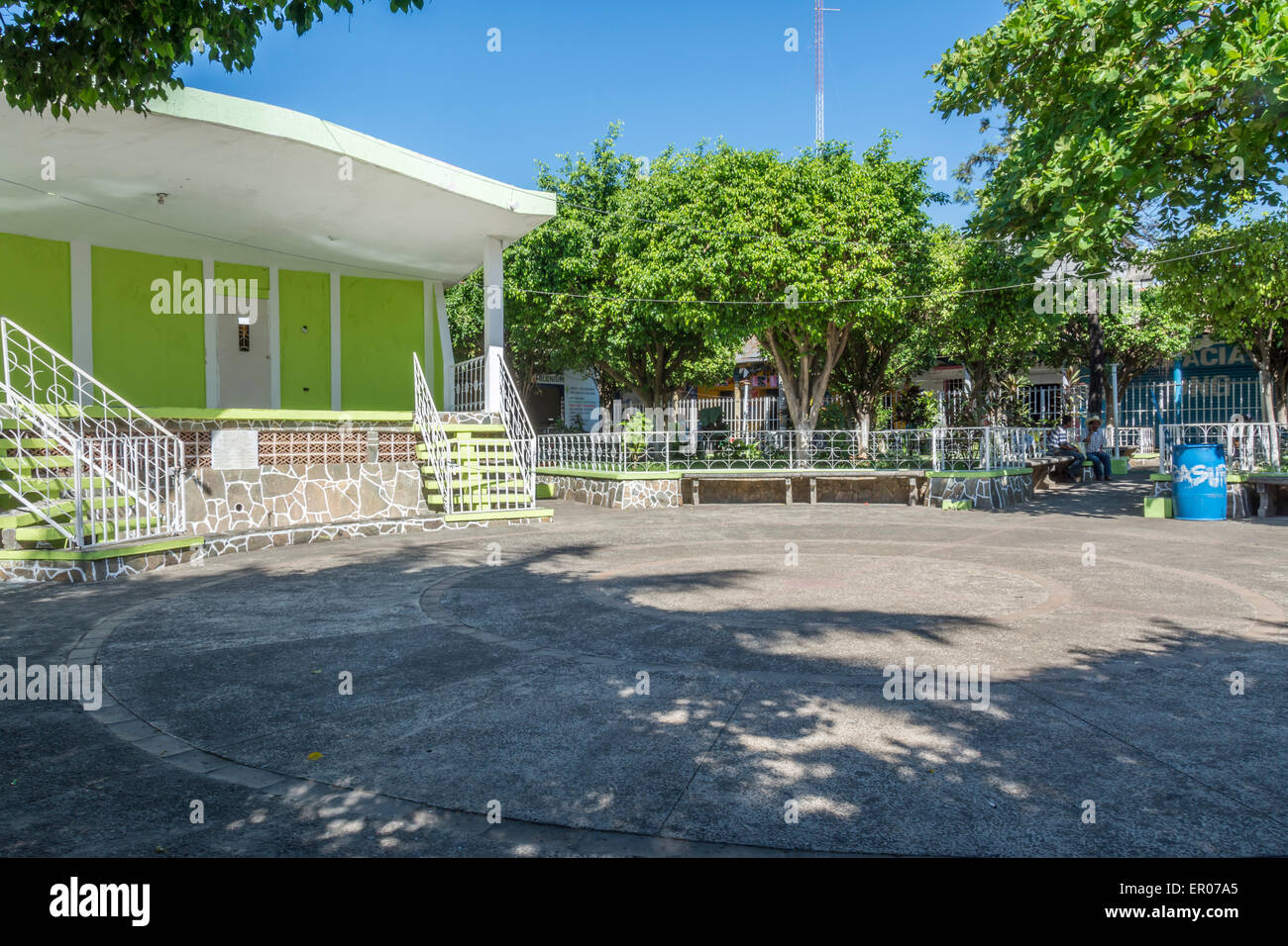 Central park in Chiquimulilla Guatemala Stock Photo - Alamy