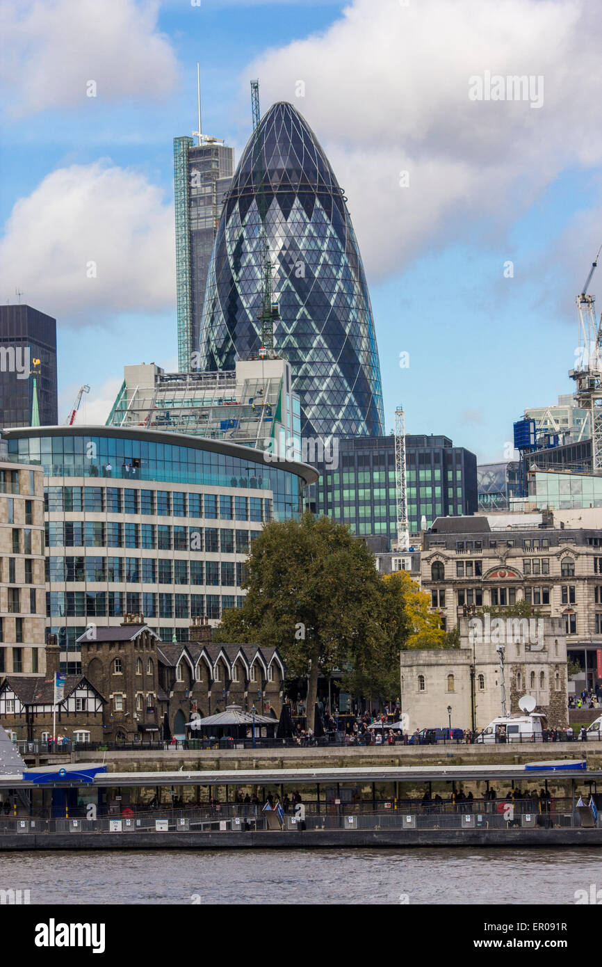 Glass facade reflection the gherkin hi-res stock photography and images ...