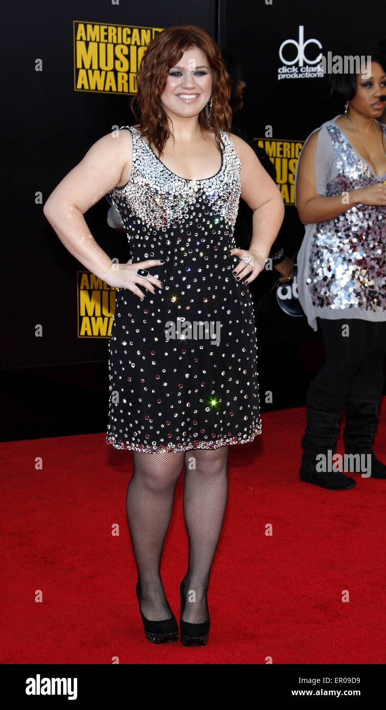 Kelly Clarkson at the 2009 American Music Awards held at the Nokia ...