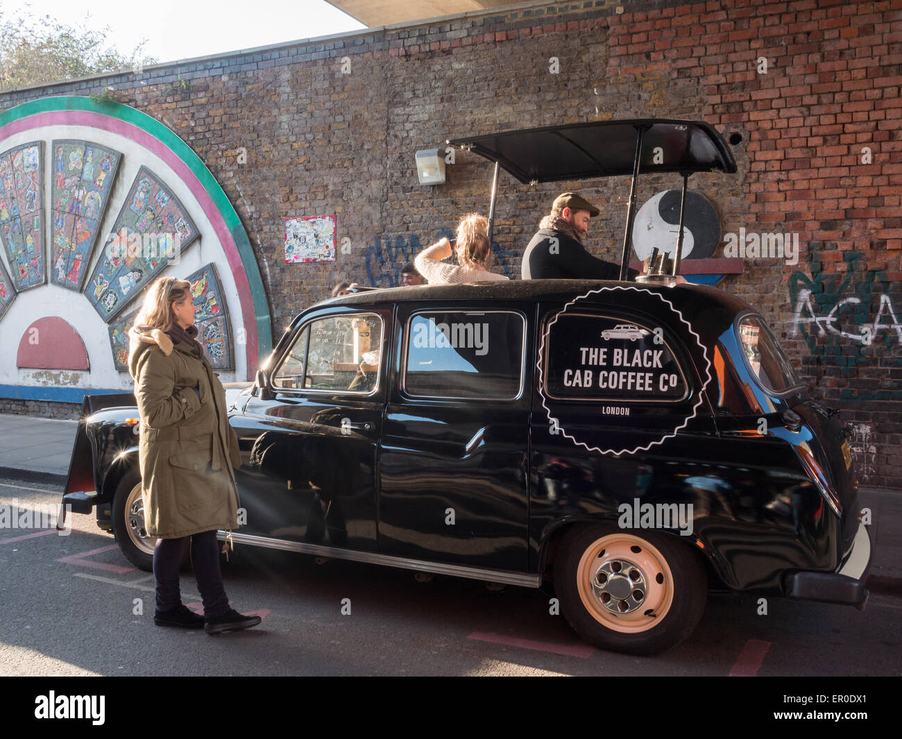 Londons brick lane hi-res stock photography and images - Alamy
