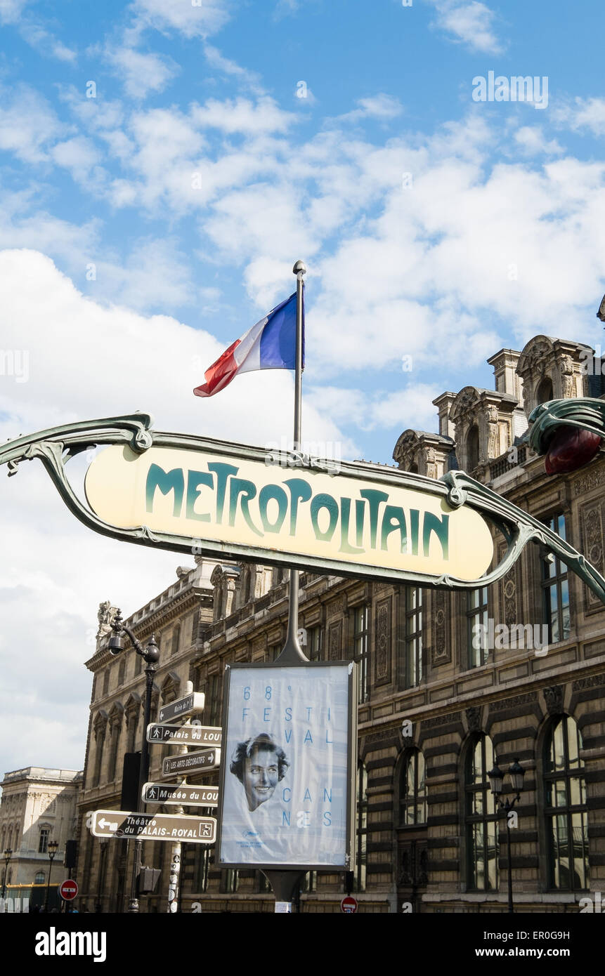 Original sign for a Paris Metro station Stock Photo - Alamy