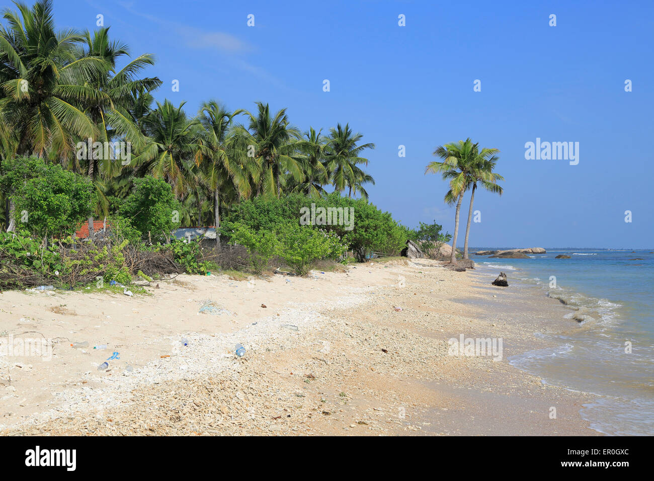 Pasikudah beach hi-res stock photography and images - Alamy