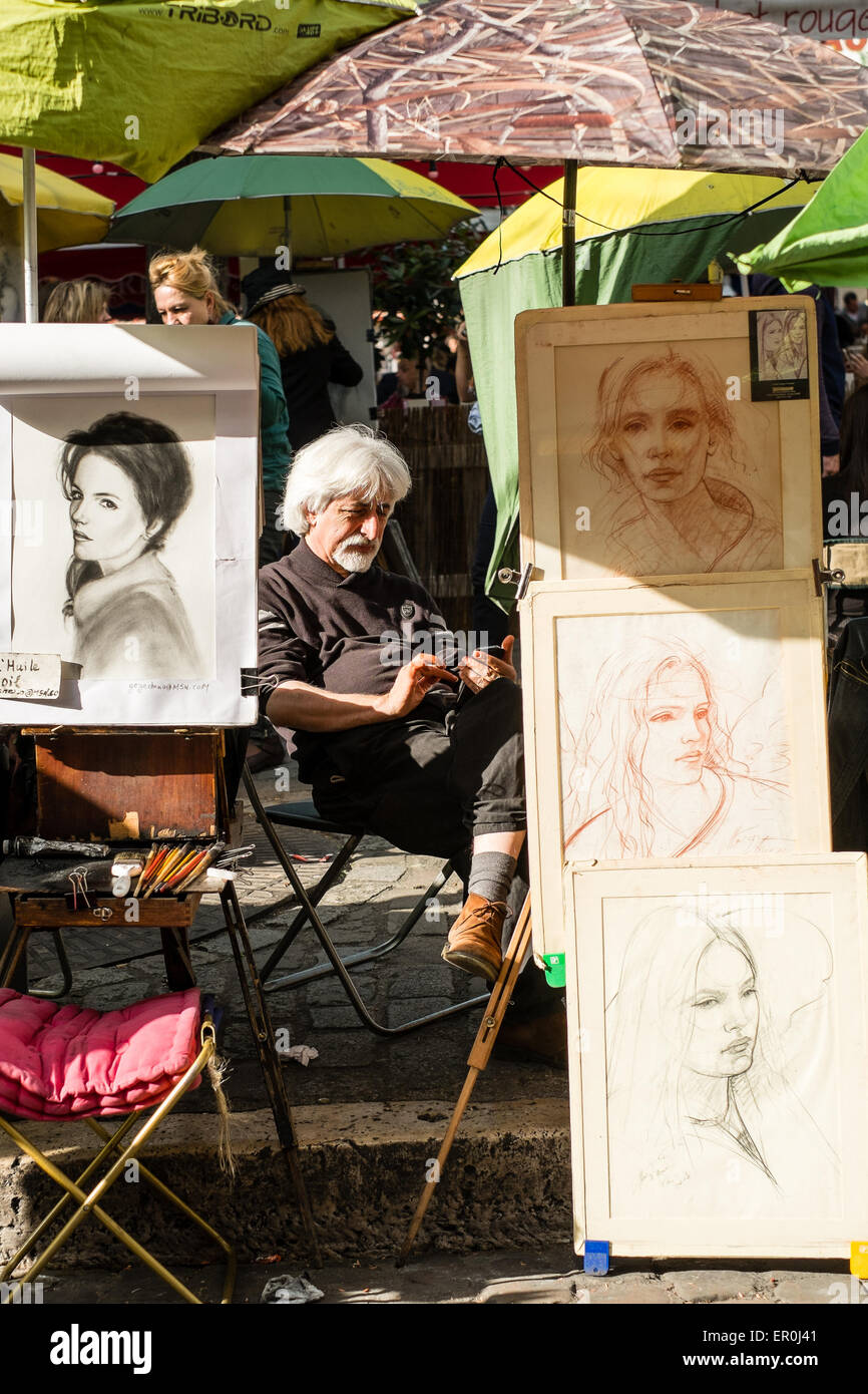 Parisian artists waiting for work on Montmartre, Paris France Stock ...