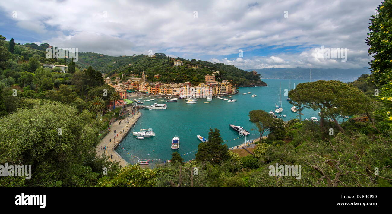 View at port in Portofino, Italy Stock Photo - Alamy