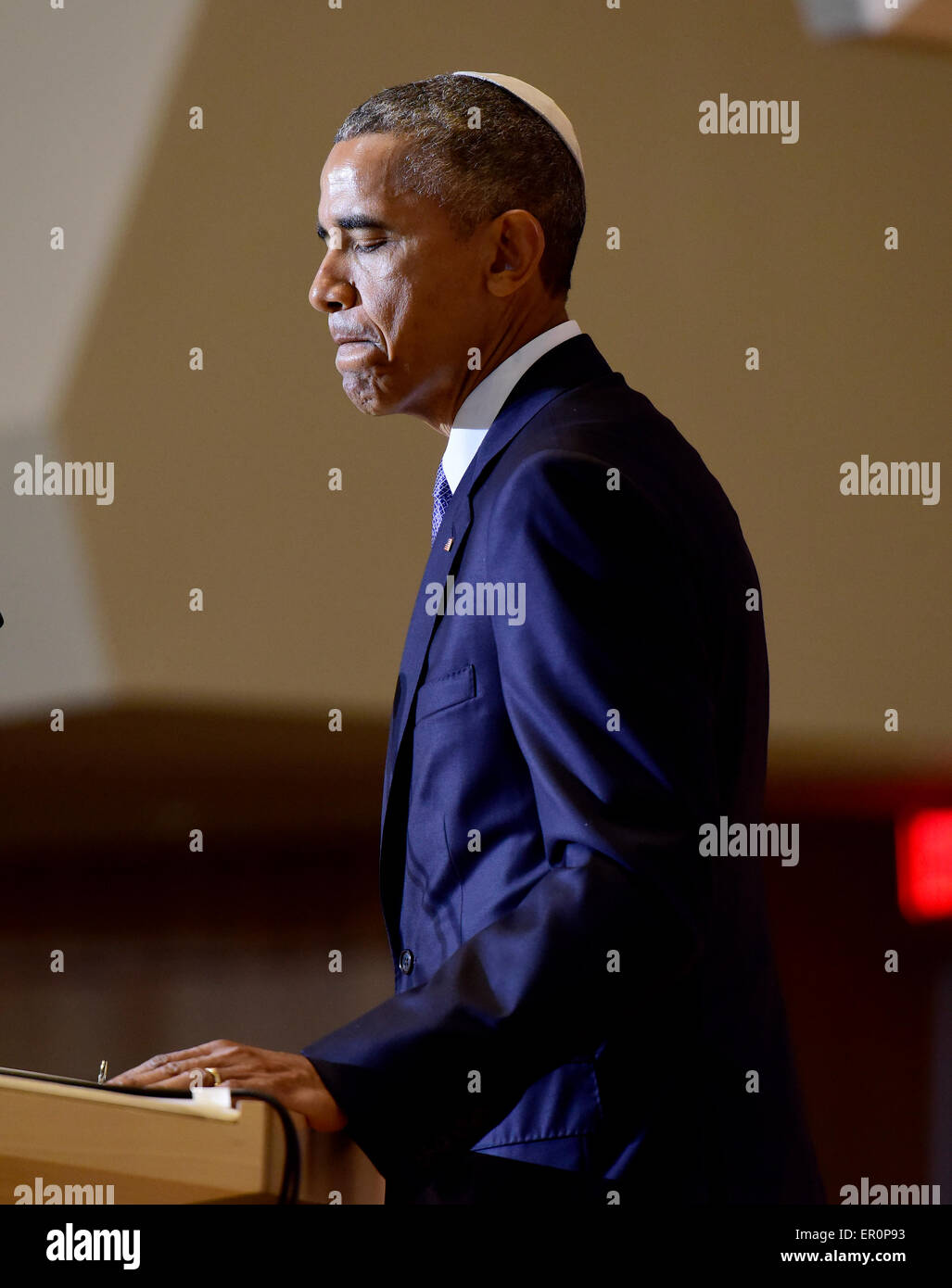 United States President Barack Obama visits Adas Israel Congregation in ...