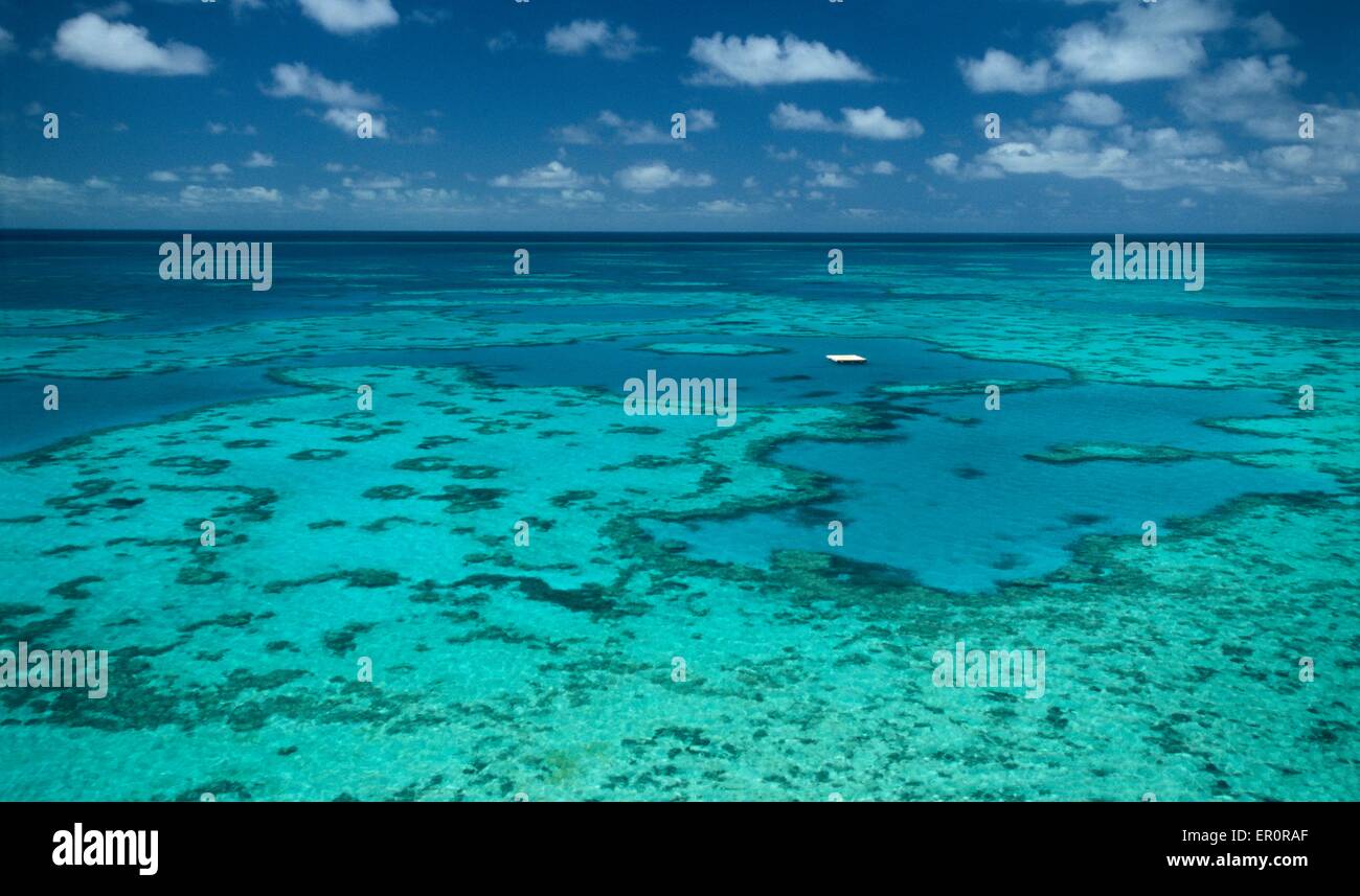 Australia, Queensland, north of Whitsunday islands, Greef barrier reef ...