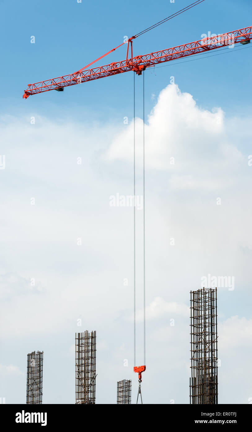 Lifting sling hi-res stock photography and images - Alamy