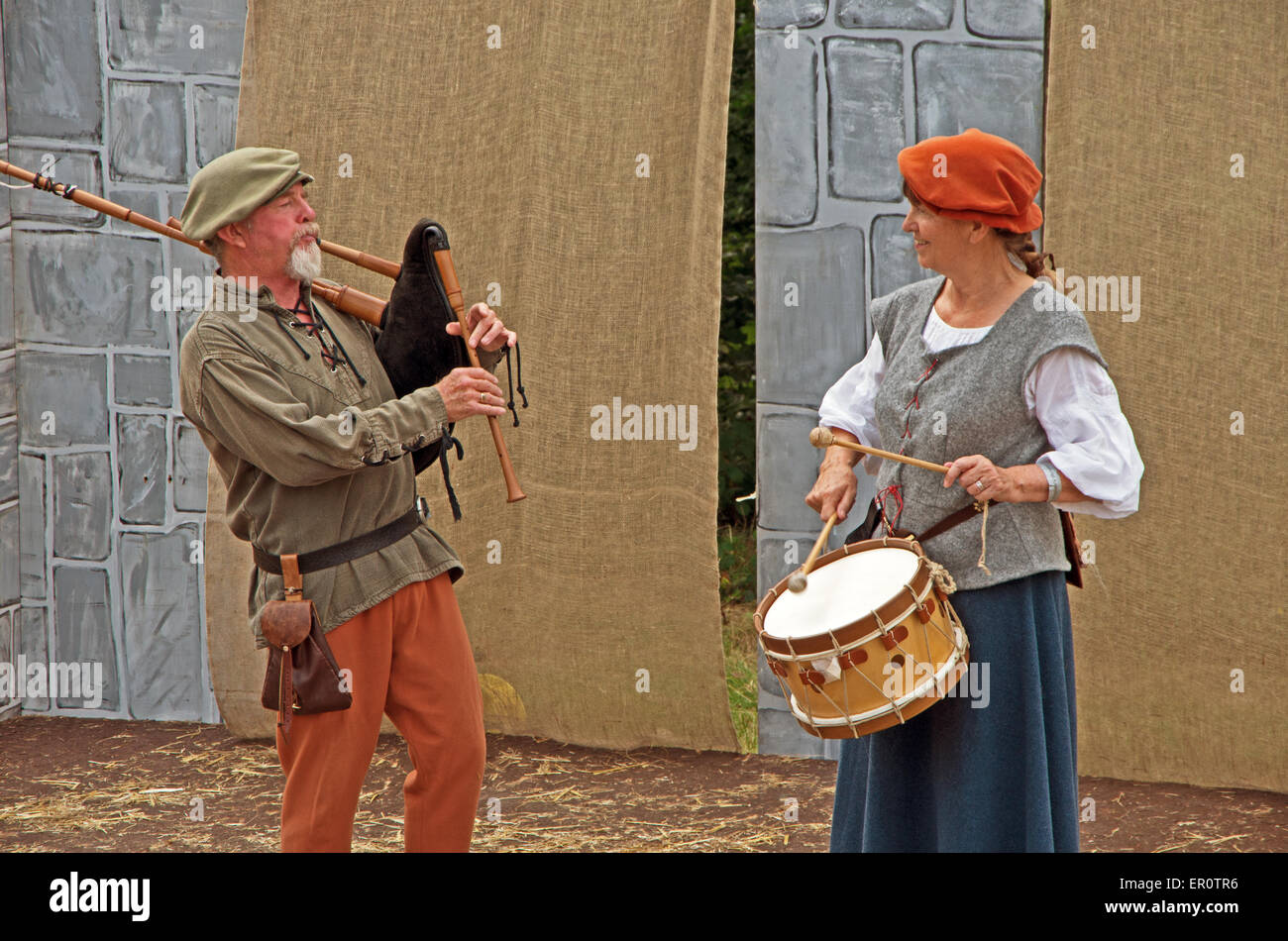 Medieval band hi-res stock photography and images - Alamy