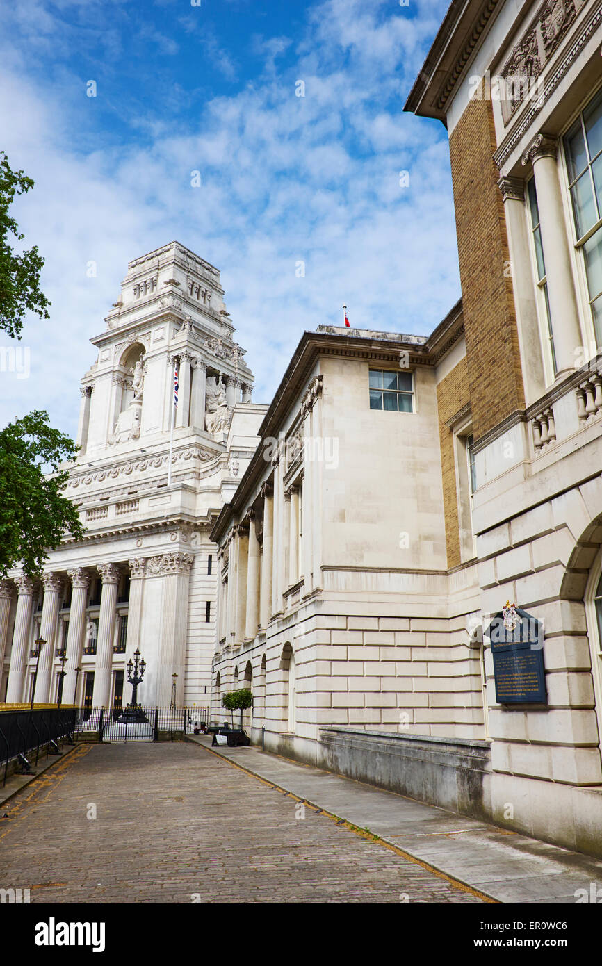 Trinity House And Ten Trinity Square Former Headquarters Of The Port Of ...