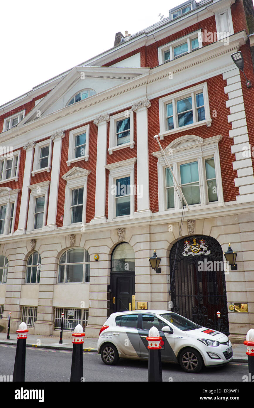 Dyers Hall Dowgate Hill London UK Stock Photo - Alamy