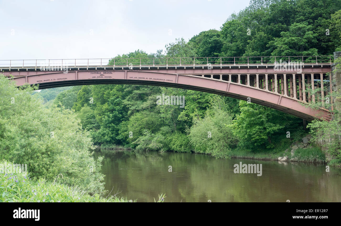 Victoria bridge crossing river severn hi-res stock photography and ...