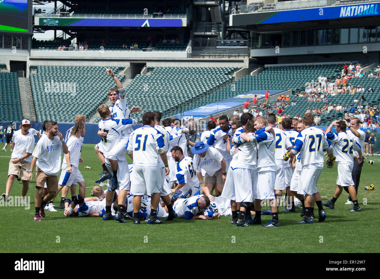 May 24, 2015: Limestone Saints celebrates following the championship in ...