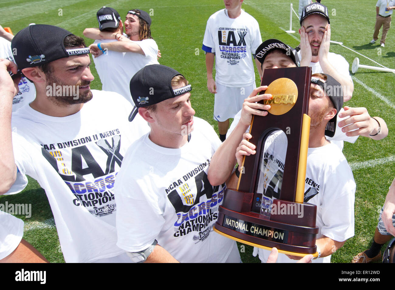 May 24, 2015: Limestone Saints celebrates with the trophy following the ...