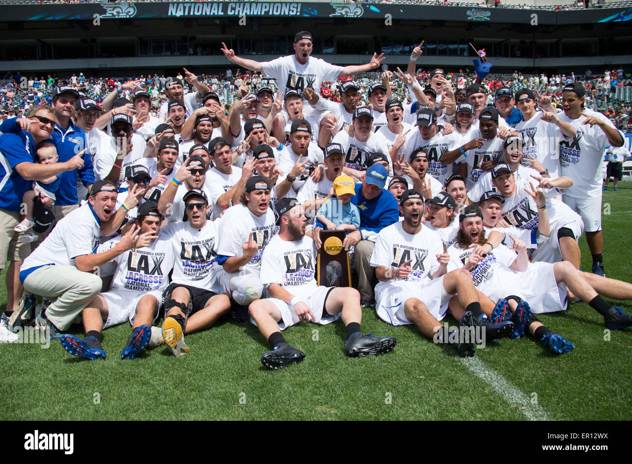 May 24, 2015: Limestone Saints celebrates with the trophy following the ...