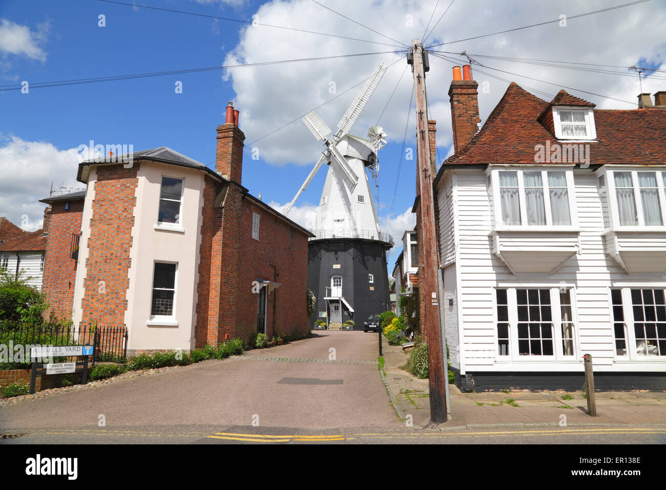 Union Windmill at Cranbrook, Kent, the largest Smock Mill in England ...