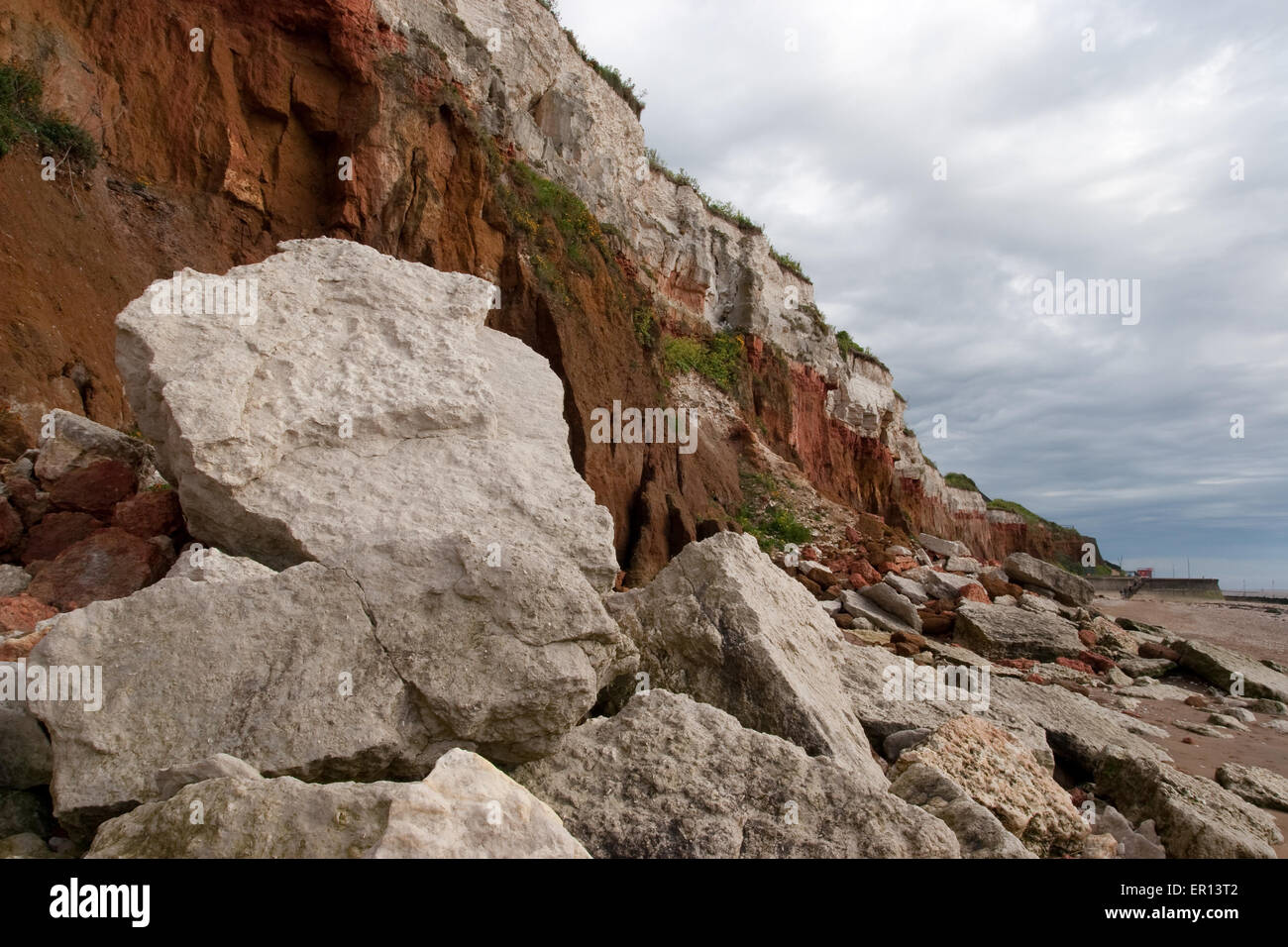 Fallen rocks at the base of the cliffs at Hunstanton, Norfolk Stock ...