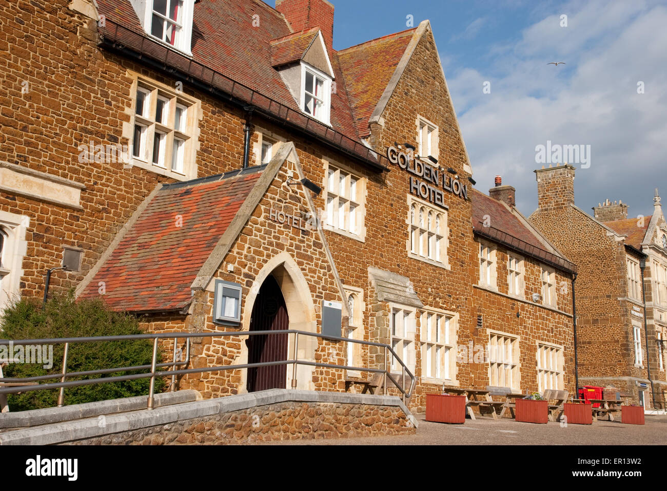 The Golden Lion Hotel in Hunstanton, Norfolk Stock Photo - Alamy