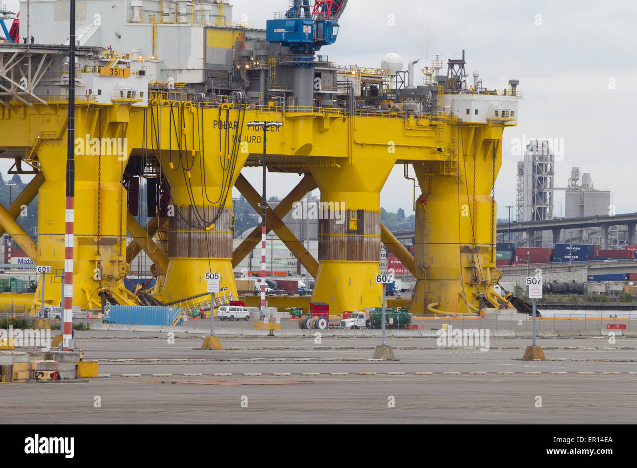 Polar Pioneer, Royal Dutch Shell Oil Rig, Docked at Port of Seattle ...
