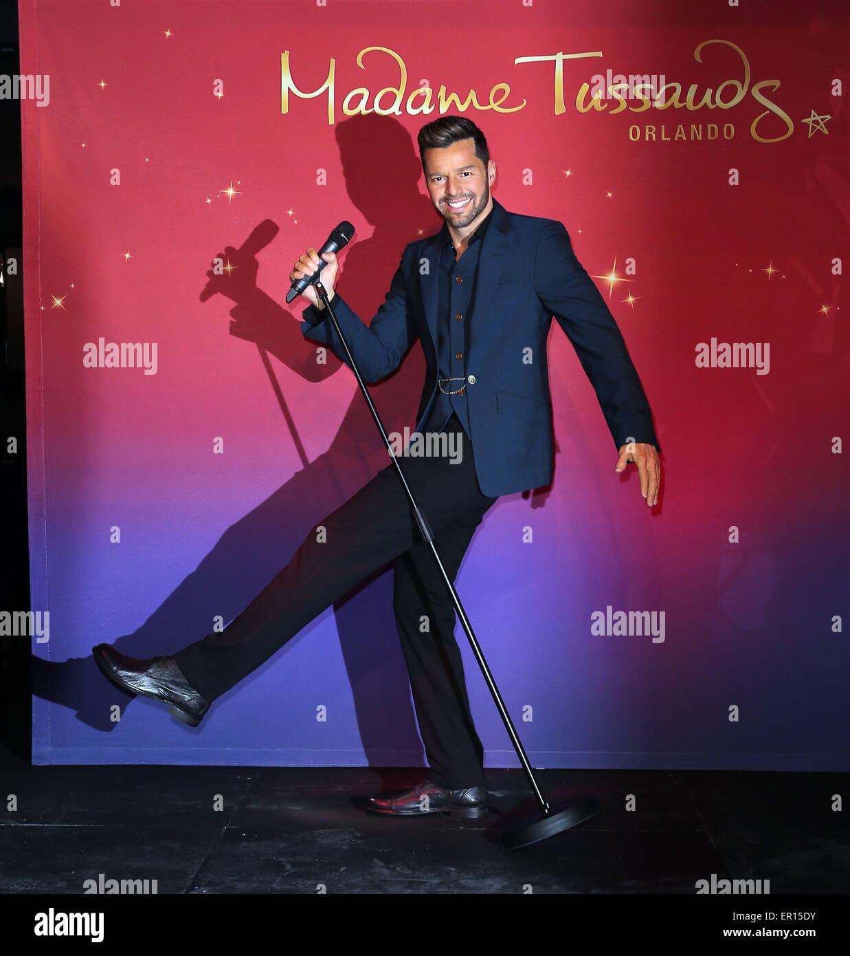 Ricky Martin unveils his wax figure at Madame Tussauds at The Venetian ...